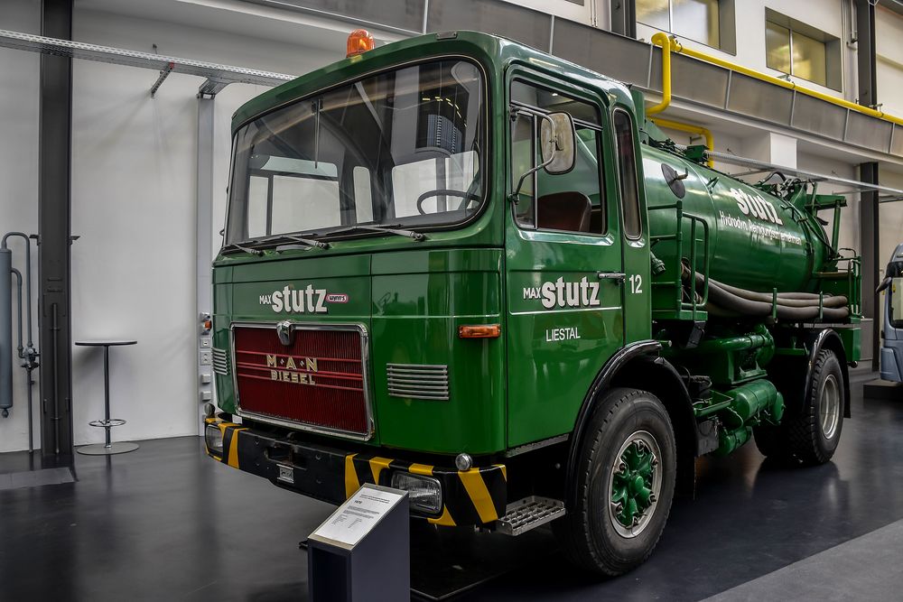 Besuch im MAN Museum Augsburg Foto & Bild | architektur, augsburg ...