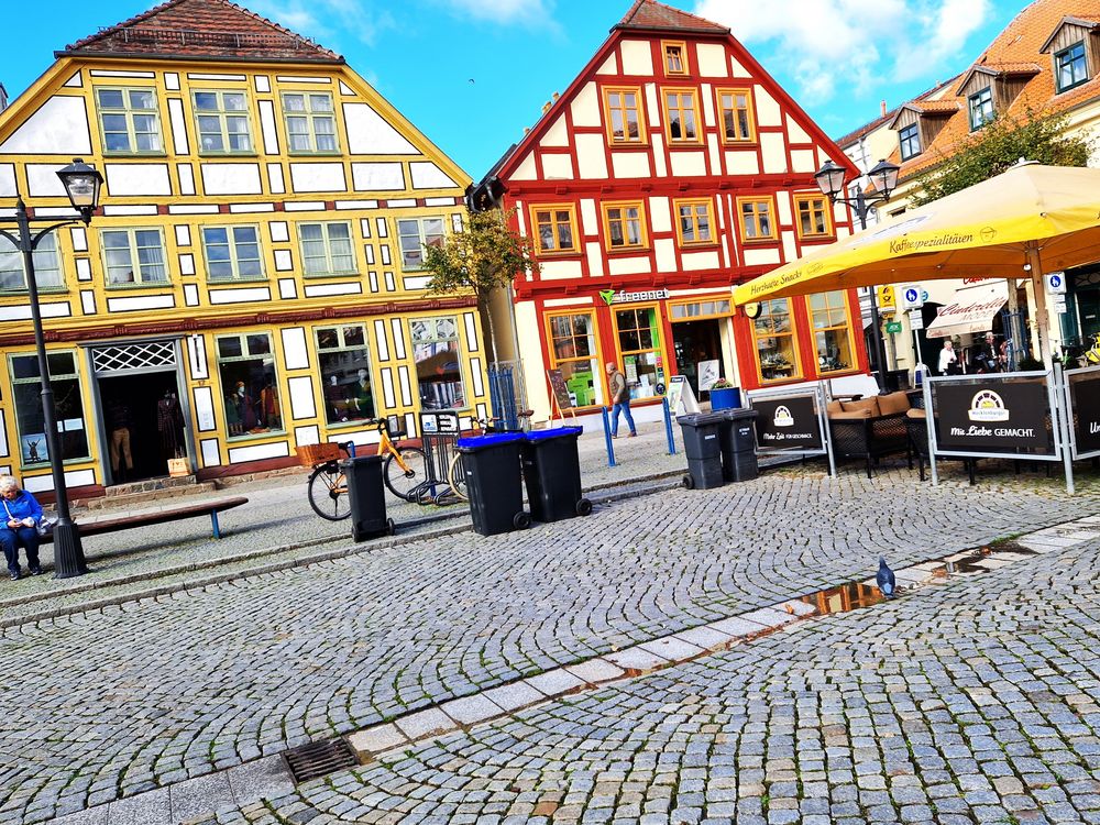 bewohnte Fachwerk-Kunst. Foto & Bild | architektur, stadtlandschaft, historisches Bilder auf ...