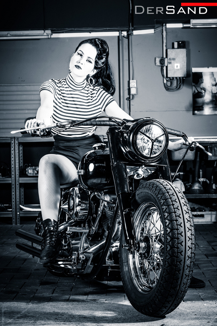 Biker Queen Foto & Bild | szene, retro , retro Bilder auf fotocommunity