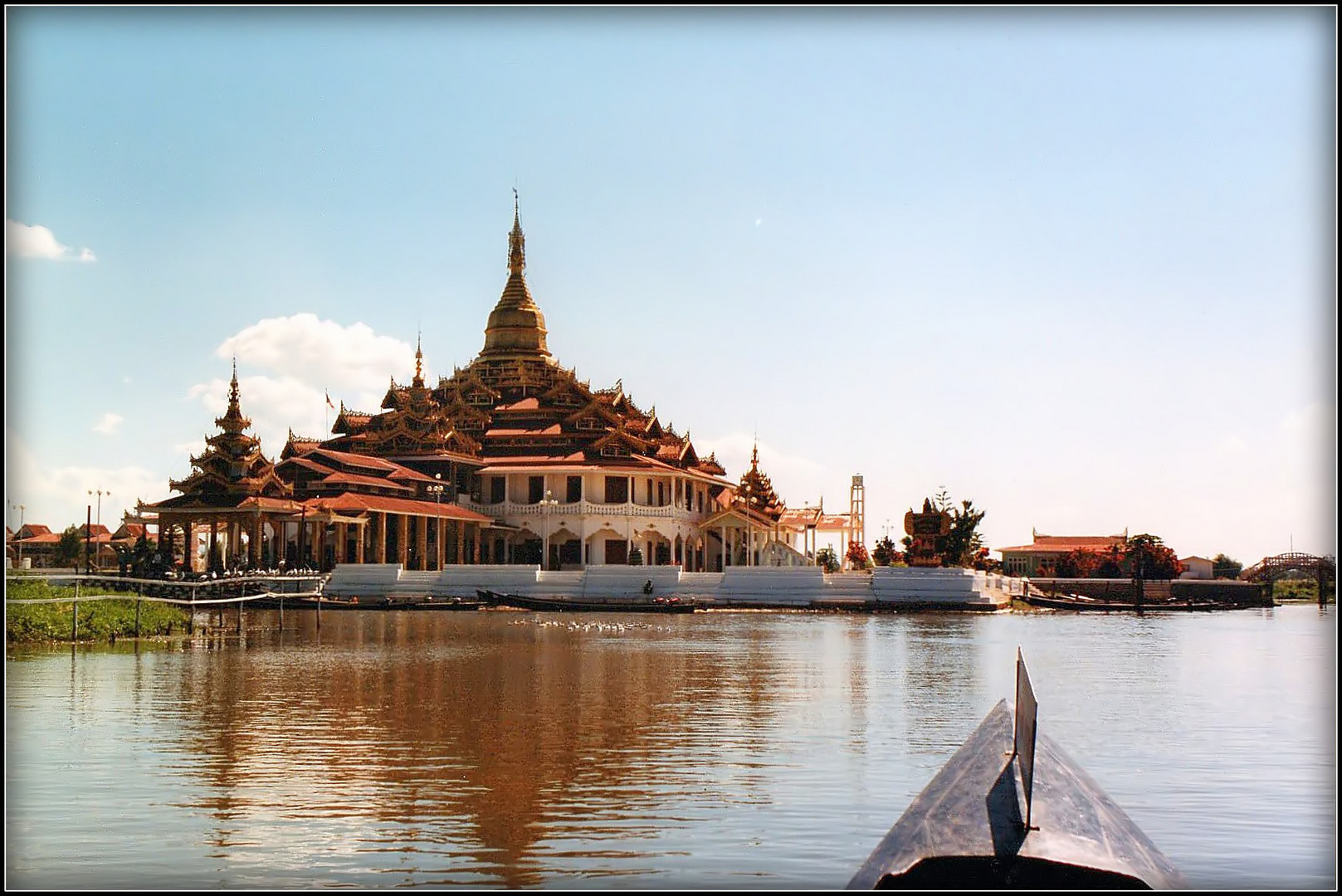 BIRMANIE - 9 - Lac Inlé ( scan de photo argentique ) photo et image ...