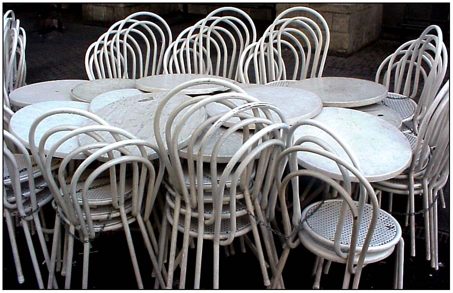 Bitte . . .setzen sie sich . . . ! Foto & Bild | stillleben, zufällige ...