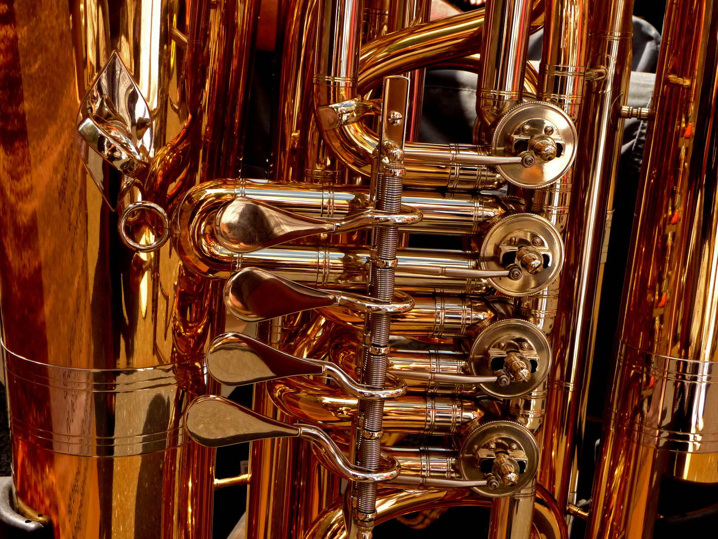 Blasinstrument auf der A40 Foto & Bild | deutschland, europe, nordrhein ...