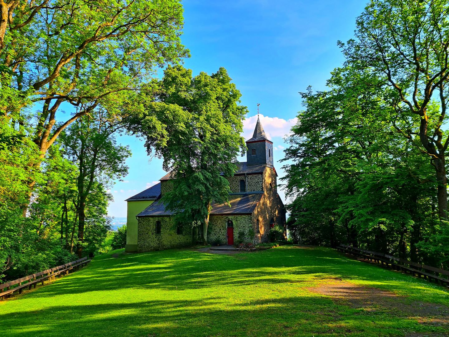 Blasius Kapelle / Dorndorf-Westerwald Foto & Bild | architektur ...