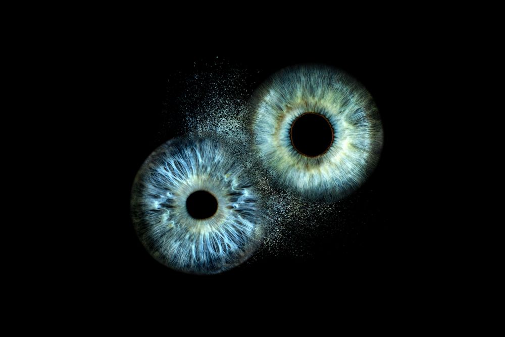 Blaue Augen mit Vielfalt Foto & Bild | fotos von teilen des gesichts ...