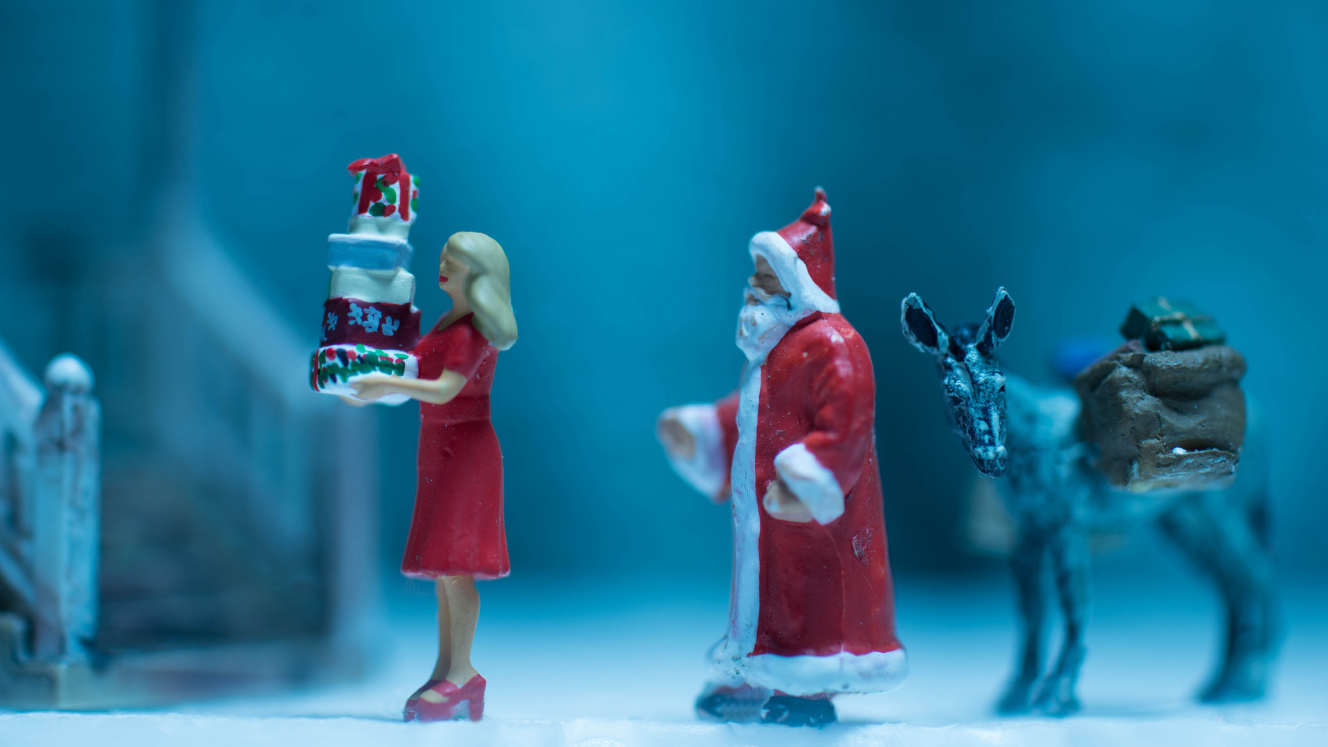 Blaue Stunde Foto & Bild | stillleben, kunstfotografie & kultur, gratulation und feiertage ...