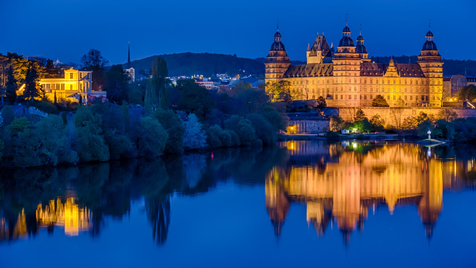 Blaue Stunde Schloss Aschaffenburg Foto & Bild | architektur ...