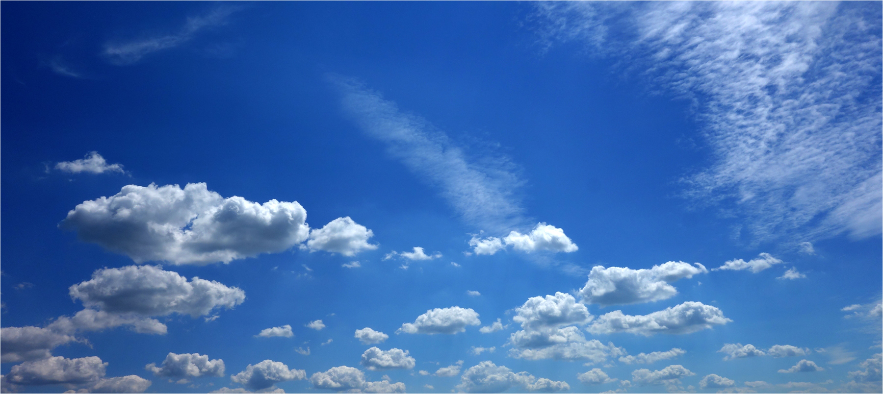 Blauer-Montag---Blauer-Wolkenhimmel- Foto & Bild | spezial, sommer ...