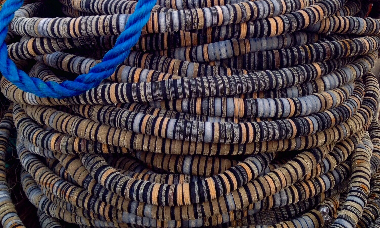 Blaues Seil Foto & Bild | stillleben, zufällige arrangements, seile und ...