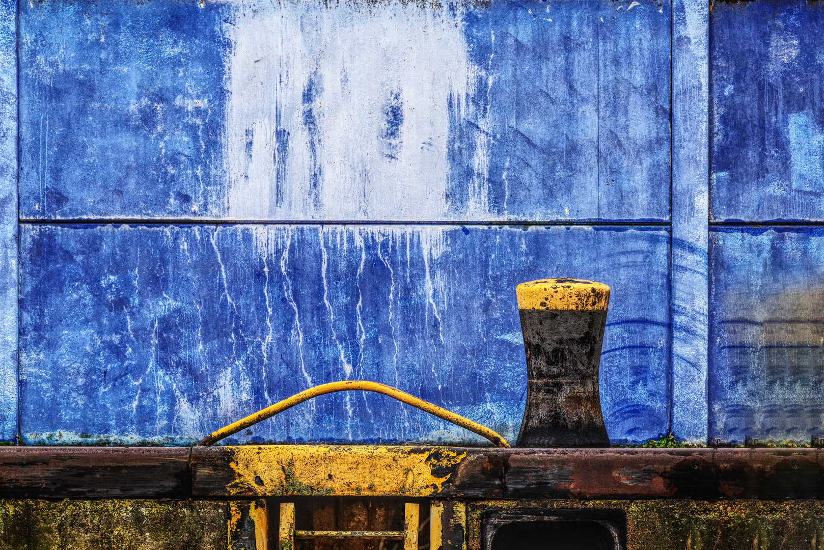 blau+gelb Foto & Bild | architektur, industrie und technik, technik ...