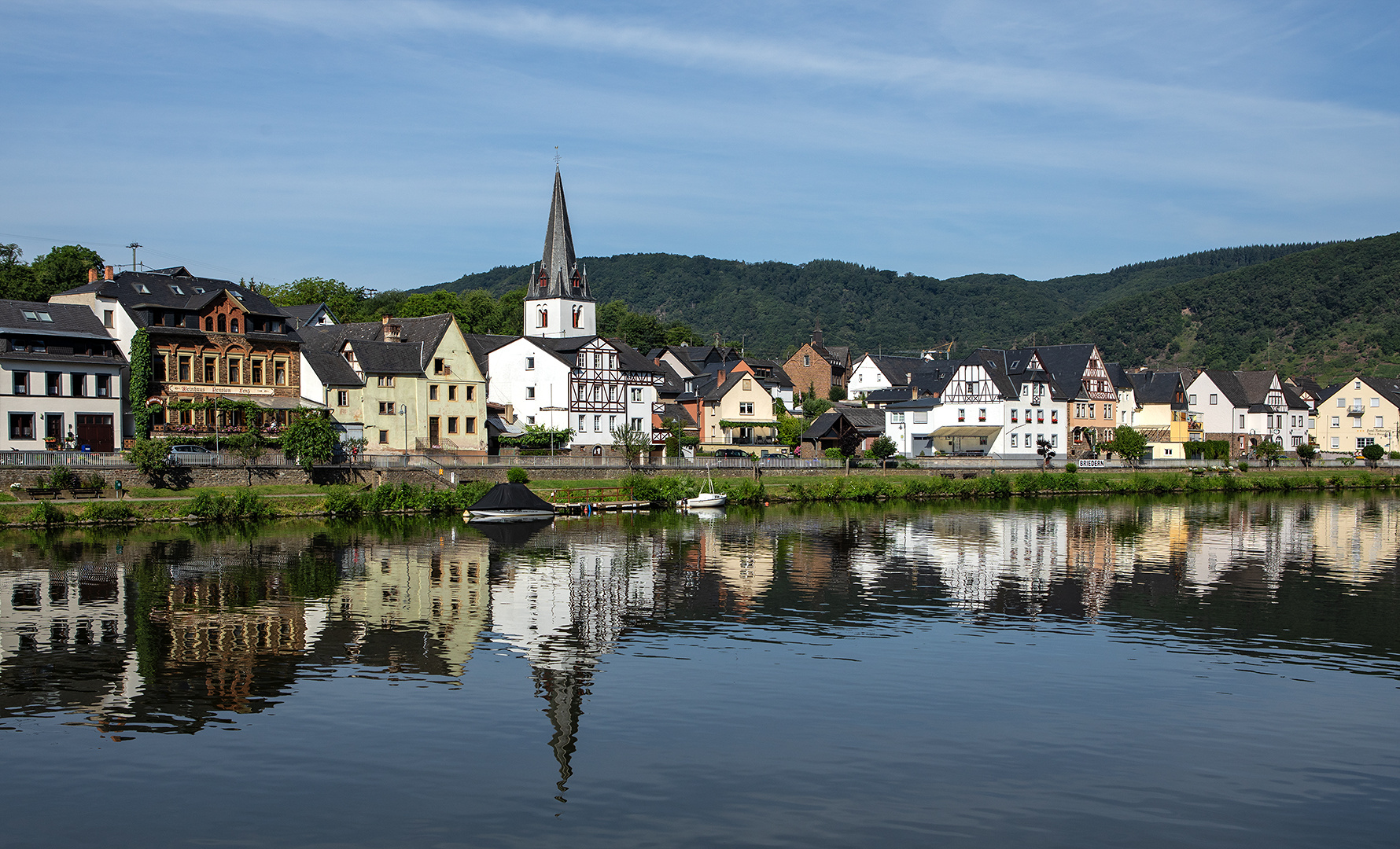 Blick auf Briedern Foto & Bild | landschaft, jahreszeiten, sommer ...
