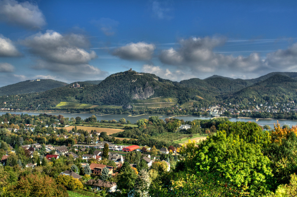 Blick auf das Siebengebirge vom Rodderberg Foto & Bild | world, rhein ...