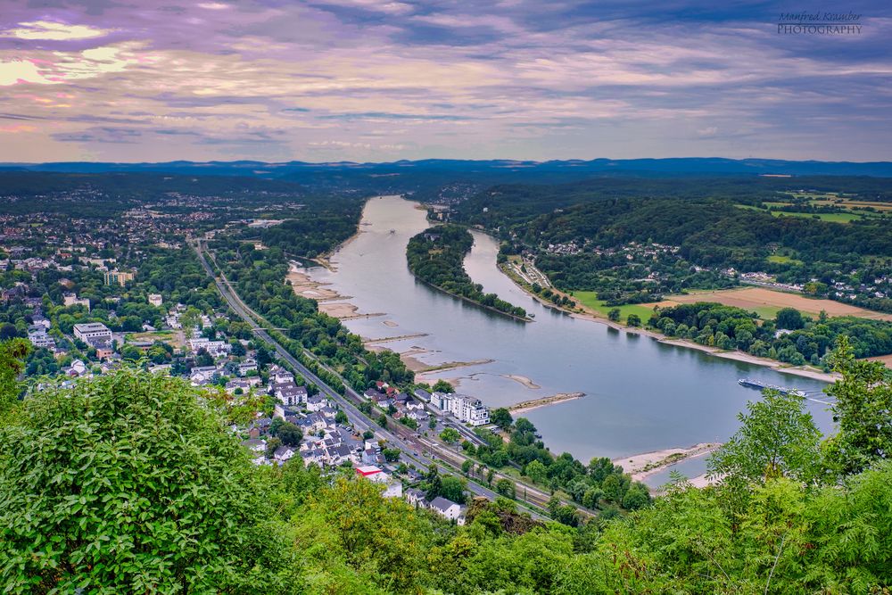 Blick auf die Rheininsel Nonnenwerth Foto & Bild | architektur ...