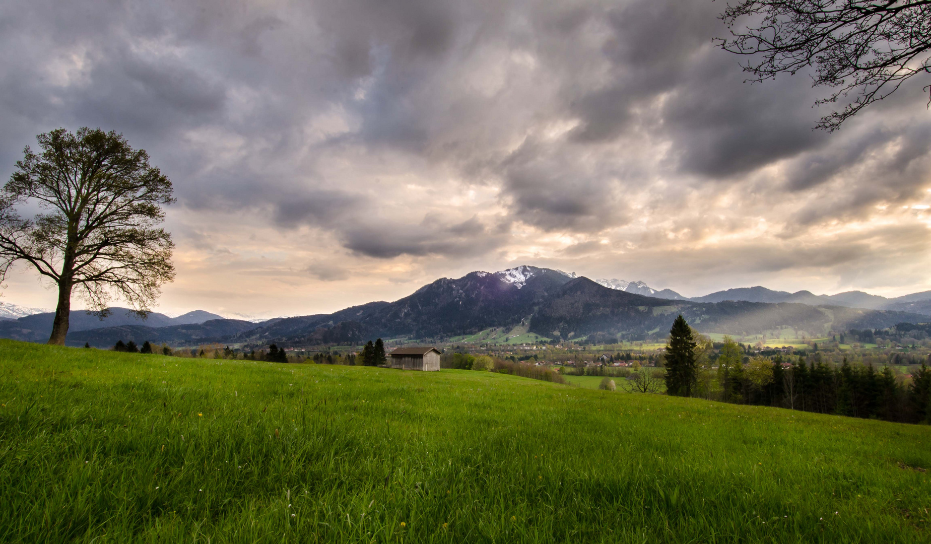 Blick auf Lenggries Foto & Bild | landschaft, berge, sonne Bilder auf ...