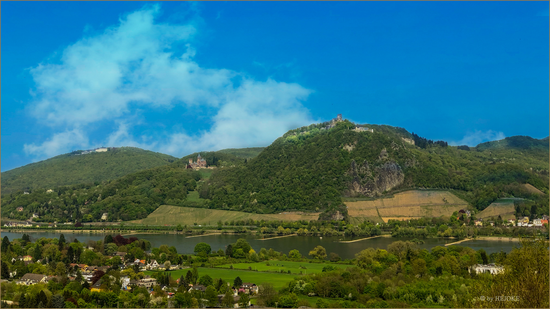 Blick aufs Siebengebirge vom Rodderberg aus mit dem iPhone X ...
