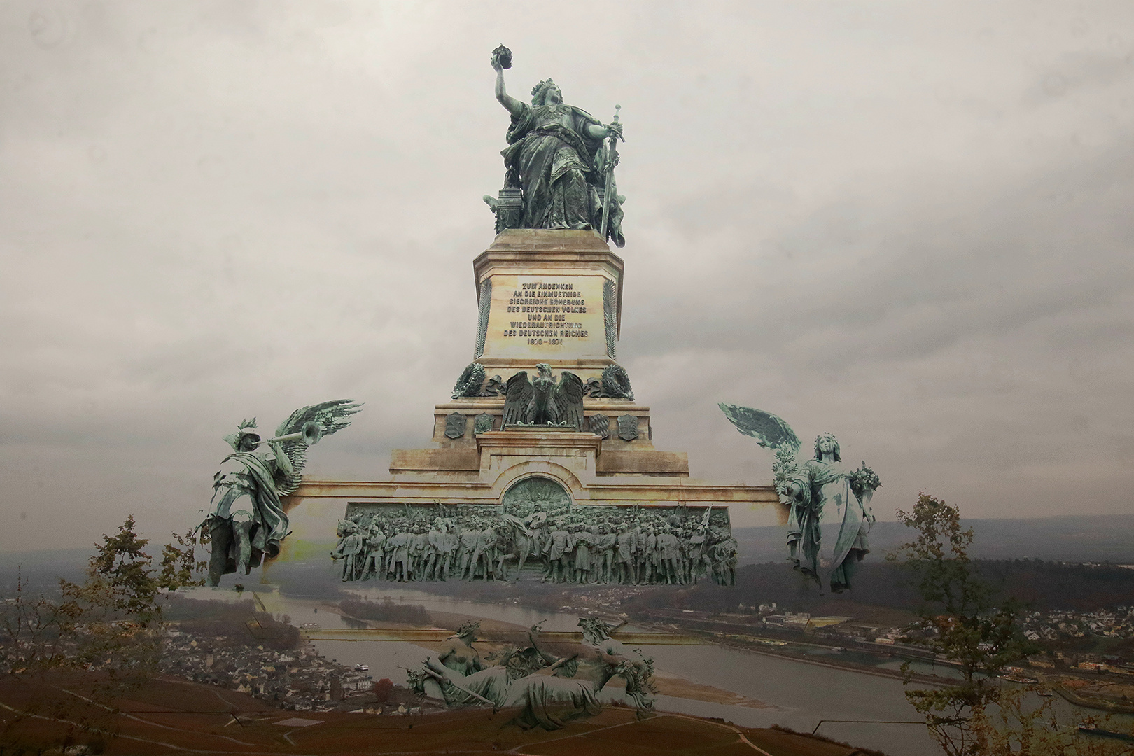 Blick der Germania auf Vater Rhein Foto & Bild | city, world, spezial ...