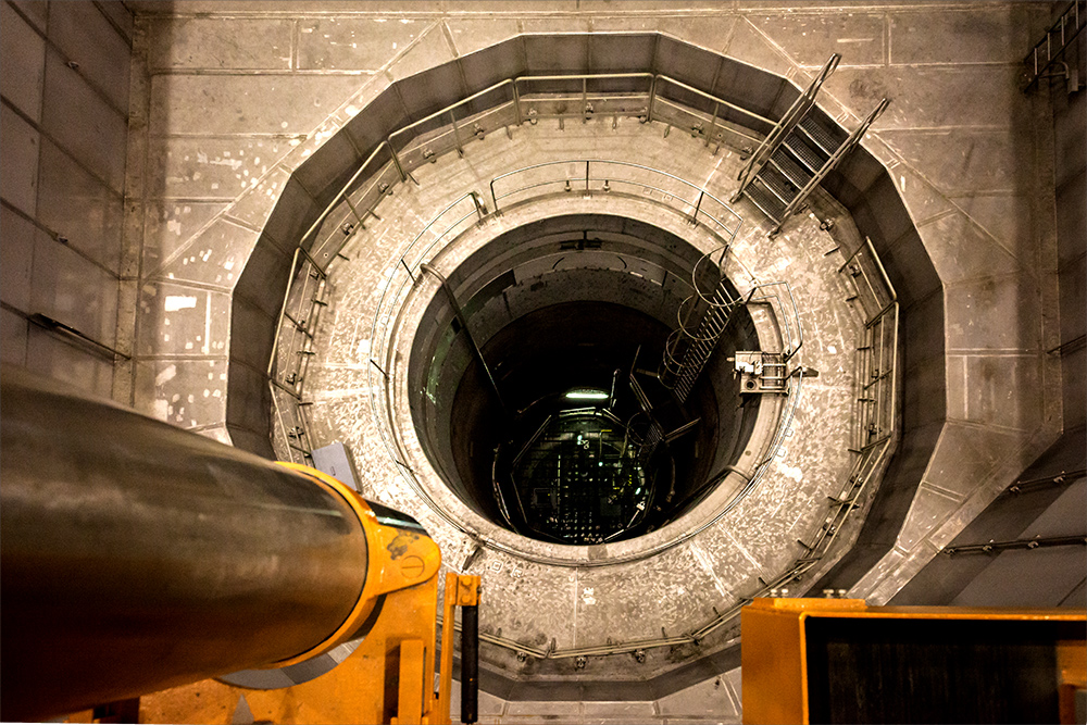 Blick in den Reaktor Foto & Bild | industrie und technik ...