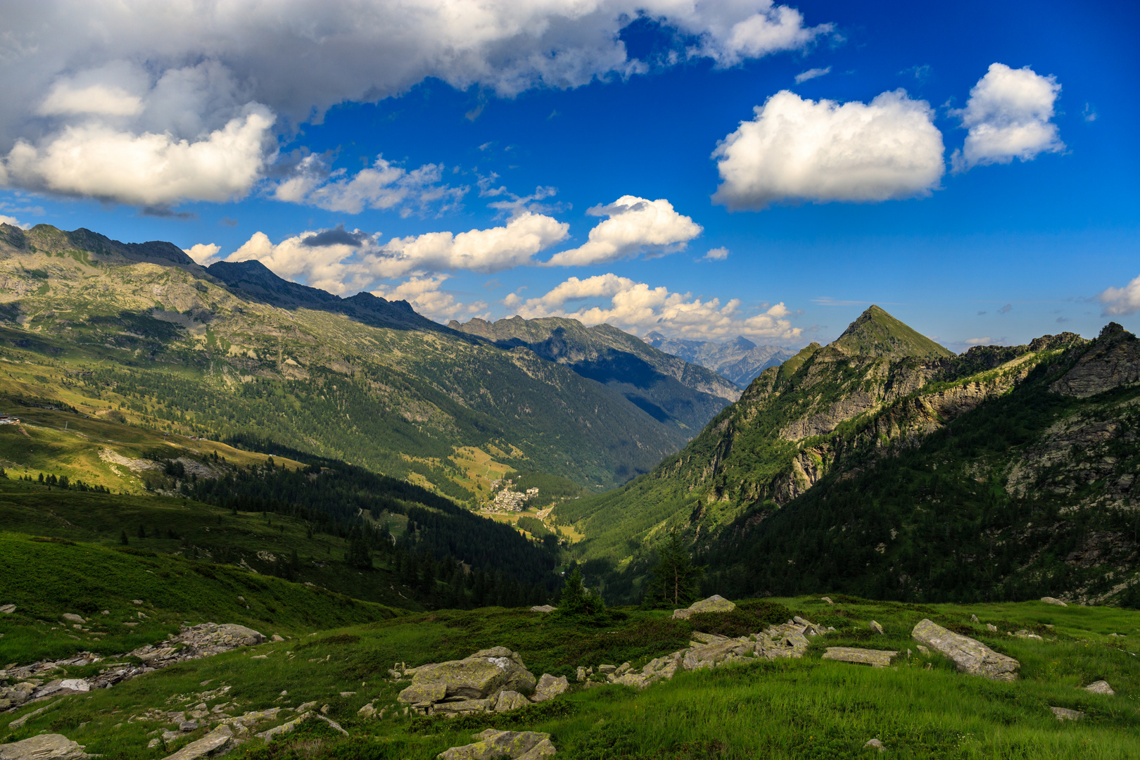 Blick in die Ferne Foto & Bild | europe, natur, schweiz & liechtenstein ...