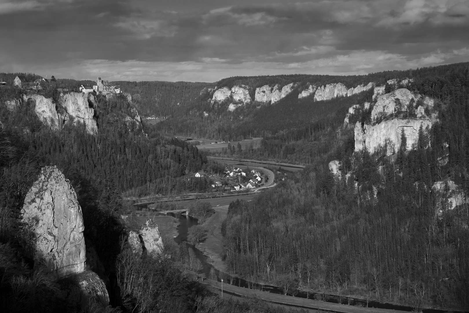 Blick ins Donautal - Eichfelsen Foto & Bild | deutschland, europe ... Blick ins Donautal - Eichfelsen Foto & Bild | deutschland, europe ...