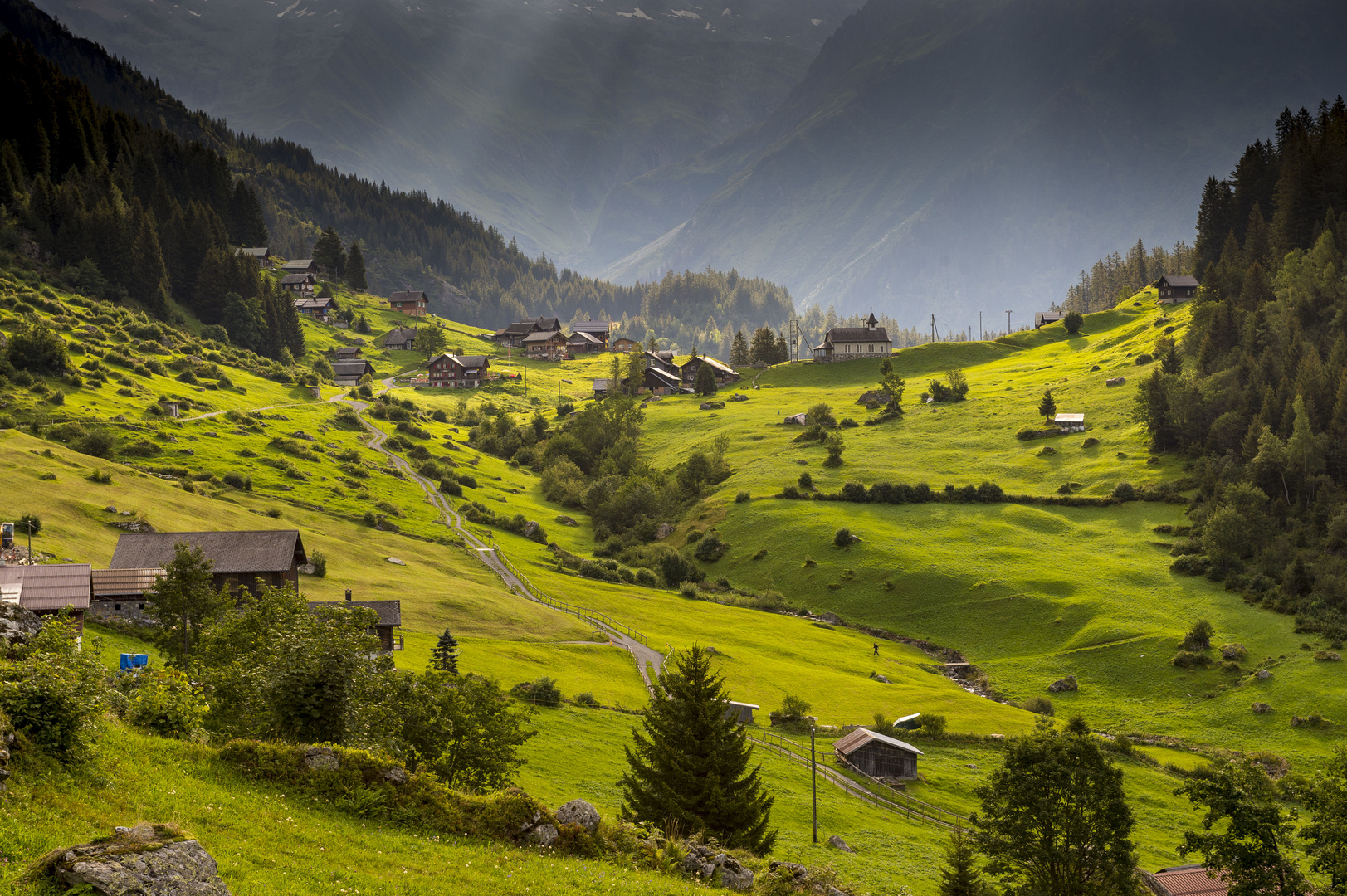 Blick ins Tal Foto & Bild | landschaft, berge, hütten u. wege Bilder auf fotocommunity