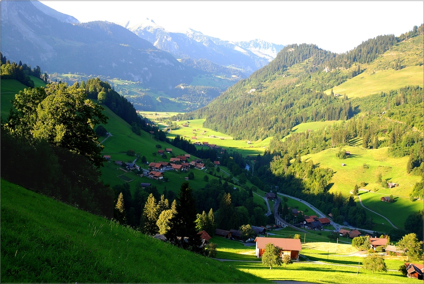 Blick ins Tal Foto & Bild | landschaft, lebensräume, natur Bilder auf fotocommunity