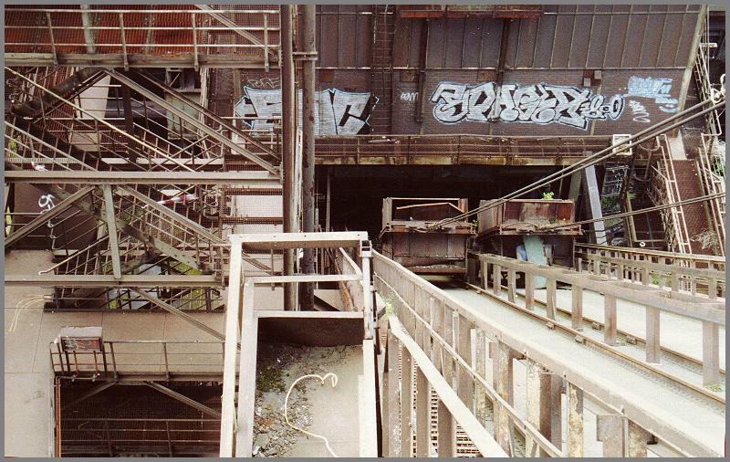 Blick nach unten (vom Hochofen aus) Foto & Bild | industrie und technik ... Blick nach unten (vom Hochofen aus) Foto & Bild | industrie und technik ...