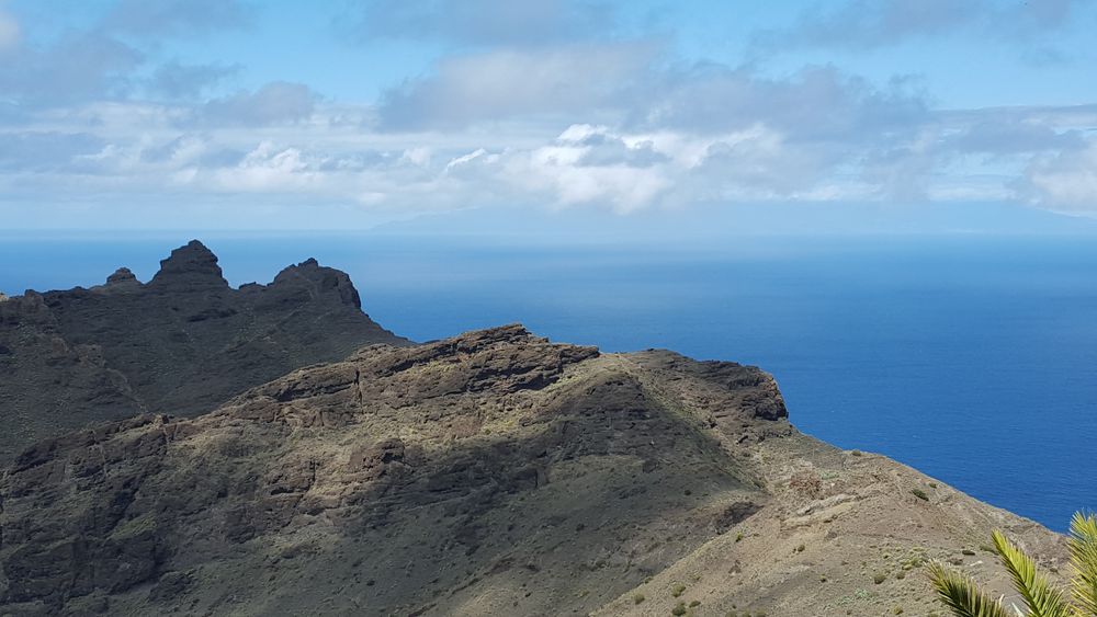 Blick über die Tejeleche Berge zum Atlantik Foto & Bild | europe ...