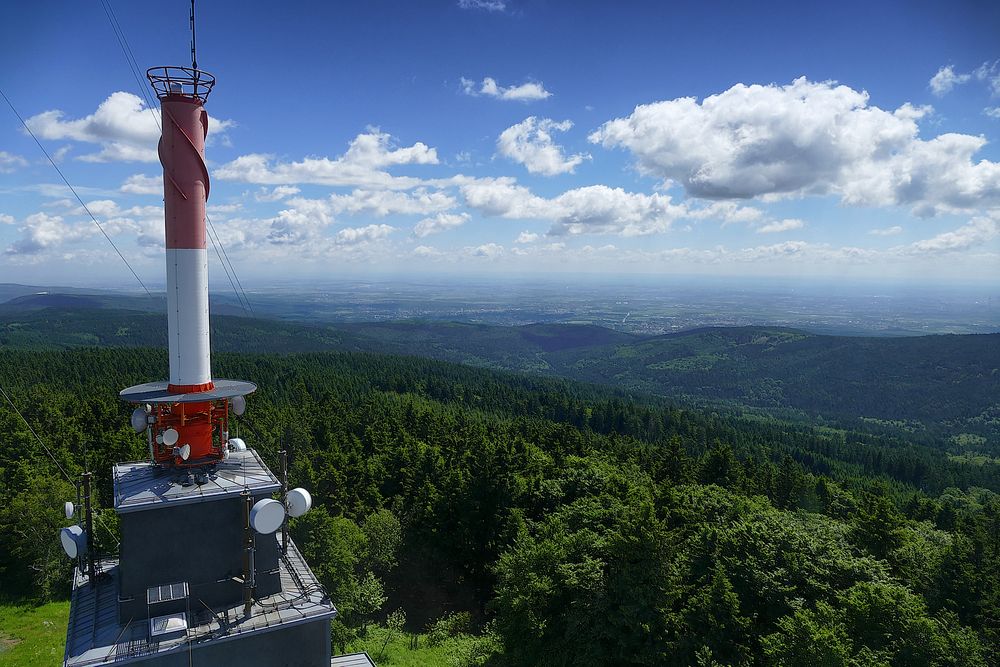 Blick vom Feldberg (Taunus) Foto & Bild | wolken, landschaft, berge ...