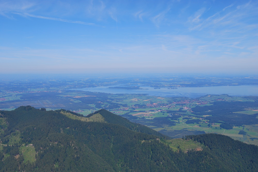 Blick vom Hochfelln auf den Chiemsee Foto & Bild | deutschland, europe, bayern Bilder auf ...