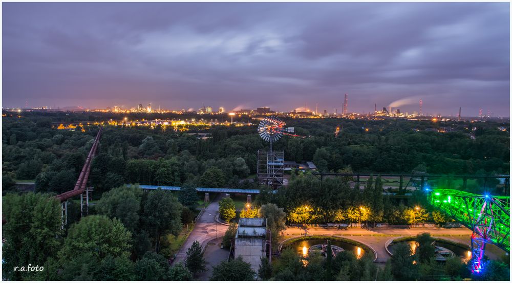 Blick vom Hochofen auf den Landschaftspark Foto & Bild | fotos, spezial ... Blick vom Hochofen auf den Landschaftspark Foto & Bild | fotos, spezial ...
