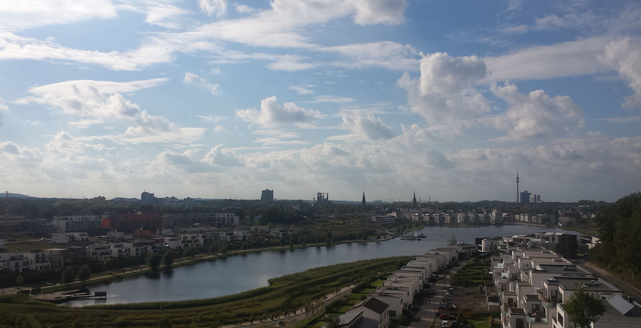 Blick vom Kaiserberg auf den Phönix-See Foto & Bild | world, see ...