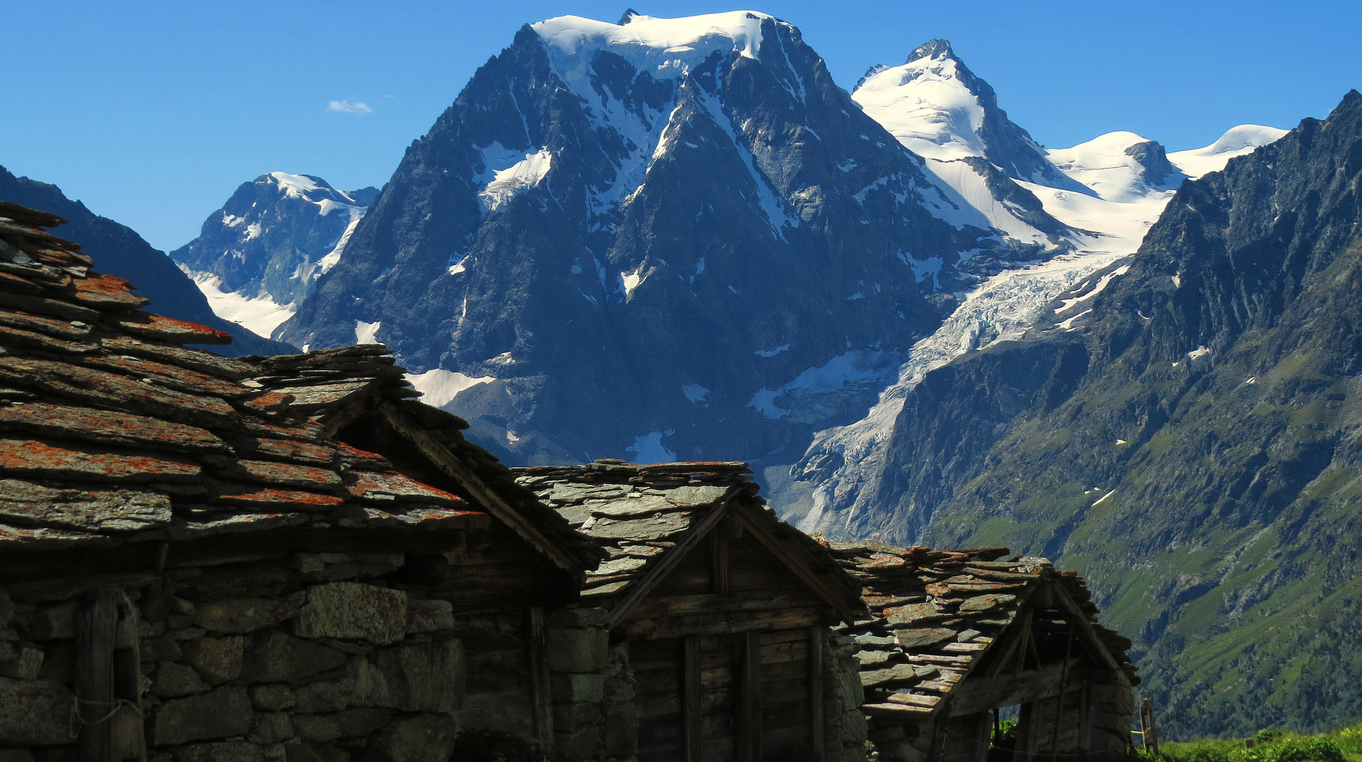 Blick von der Alpe Pra Gra auf Mont Collon, Arolla Foto & Bild ...