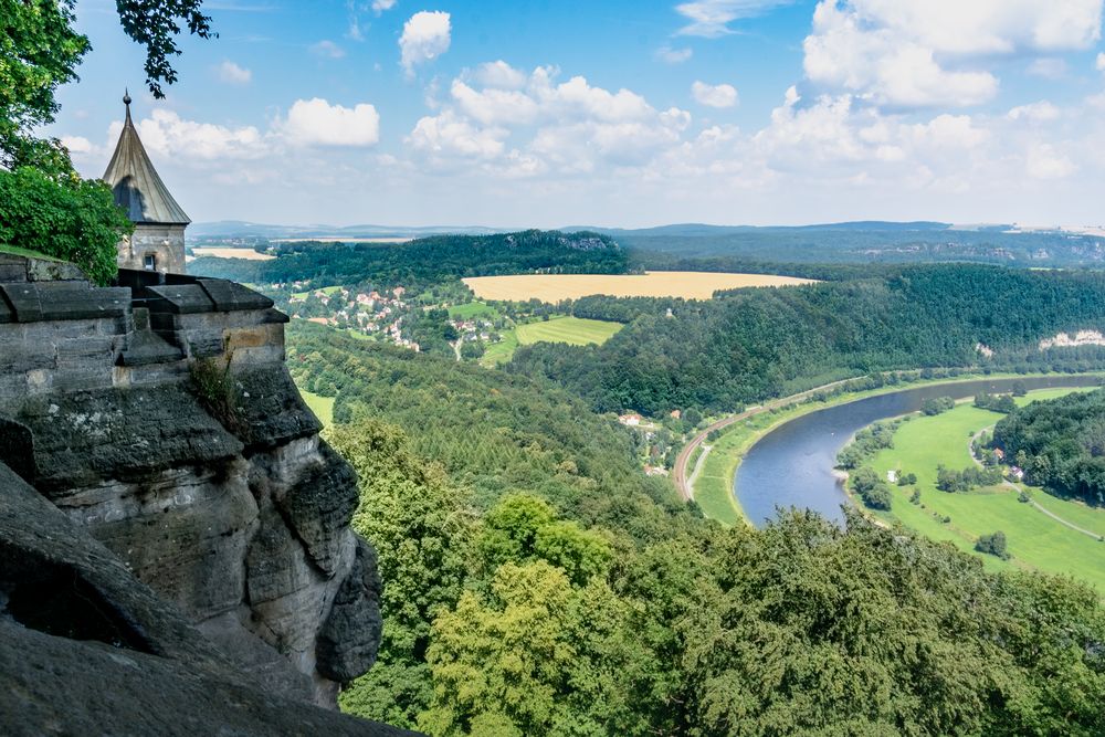 Blick von der Festung Königstein Foto & Bild | himmel, natur, straße ...