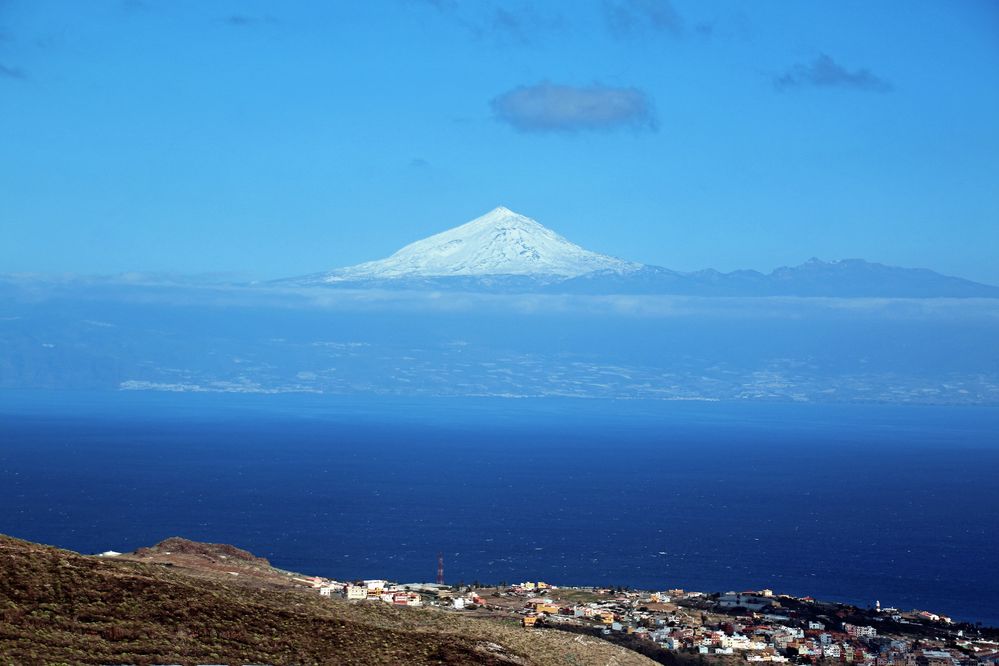 Blick von La Gomera auf den Teide, Teneriffa Foto & Bild | europe ...