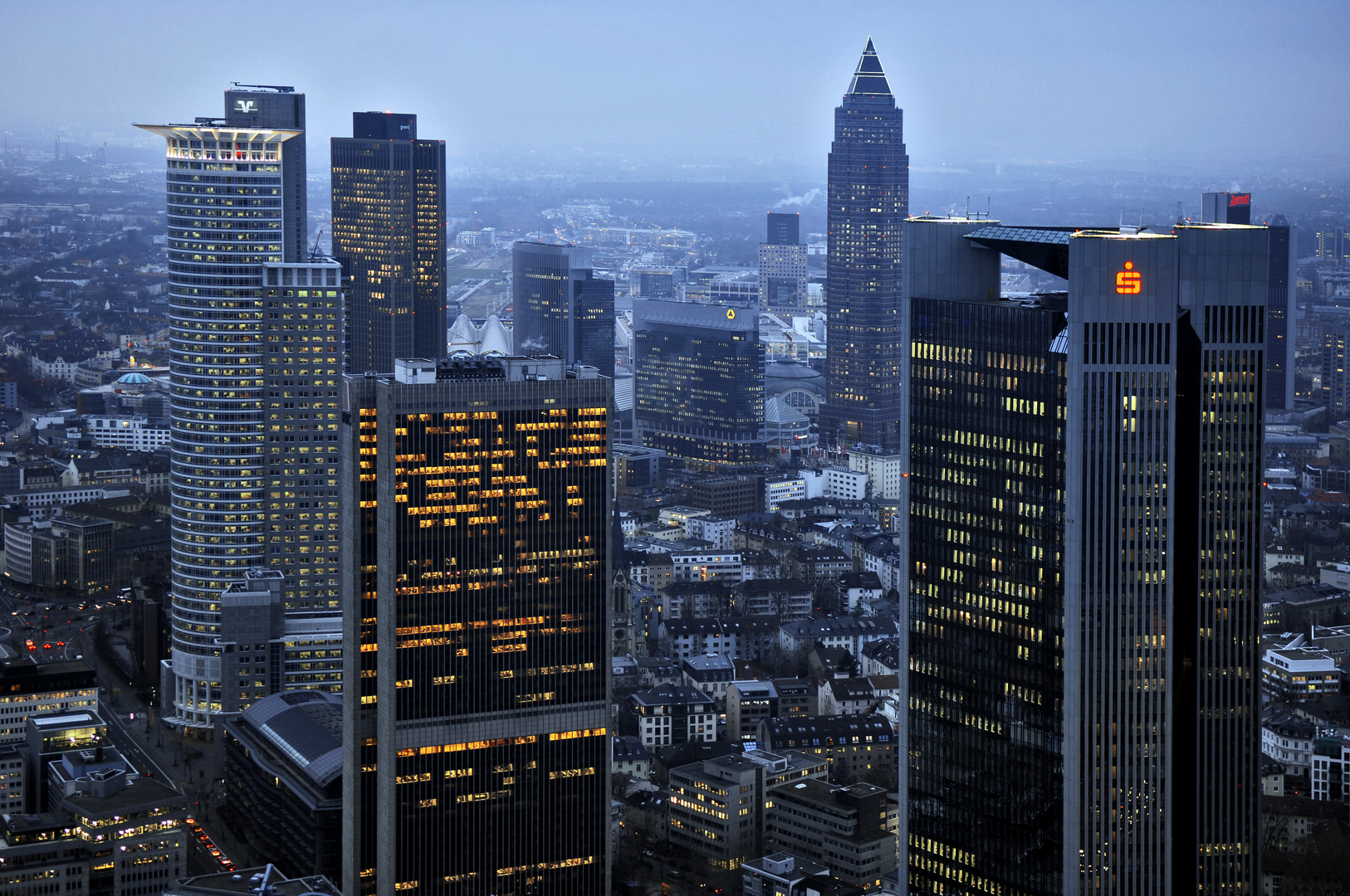 Blue Cityscape Foto & Bild | architektur, stadtlandschaft, skylines ...