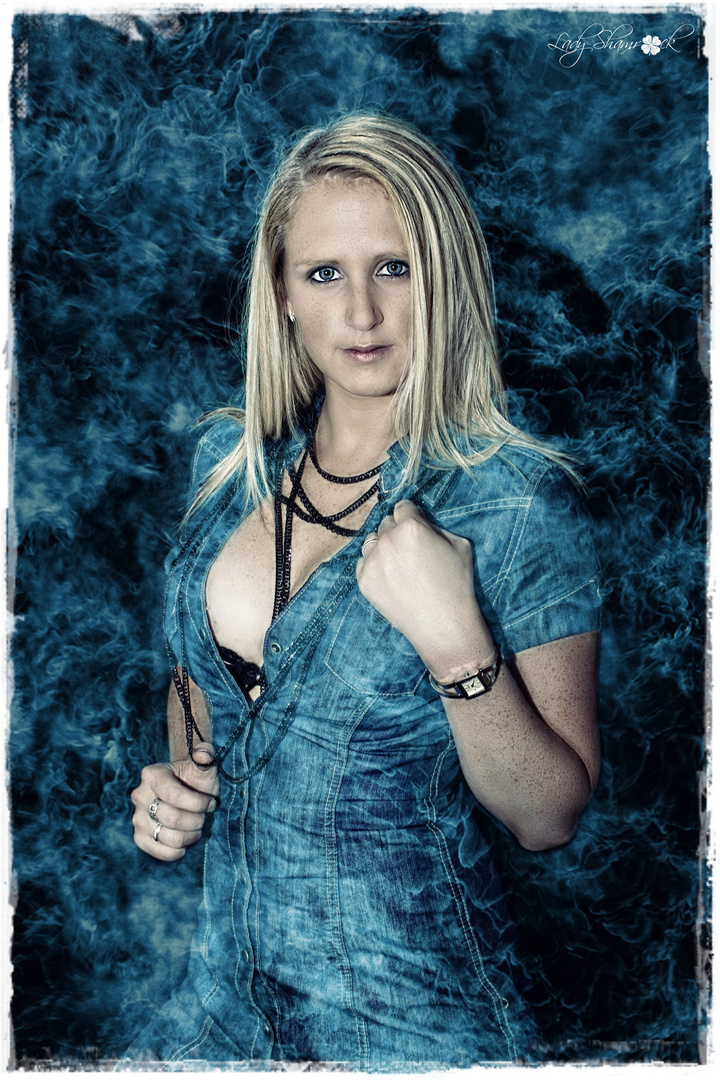 Blue Fire Foto & Bild | fotomontage, fantasy mystery, fotos von mir... Bilder auf fotocommunity