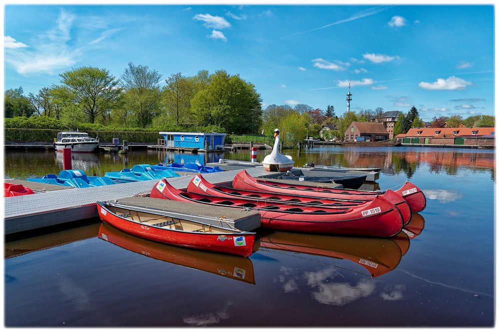 Blue Monday - Hafen Aurich am Ems-Jade Kanal Foto & Bild | architektur, deutschland, europe ...
