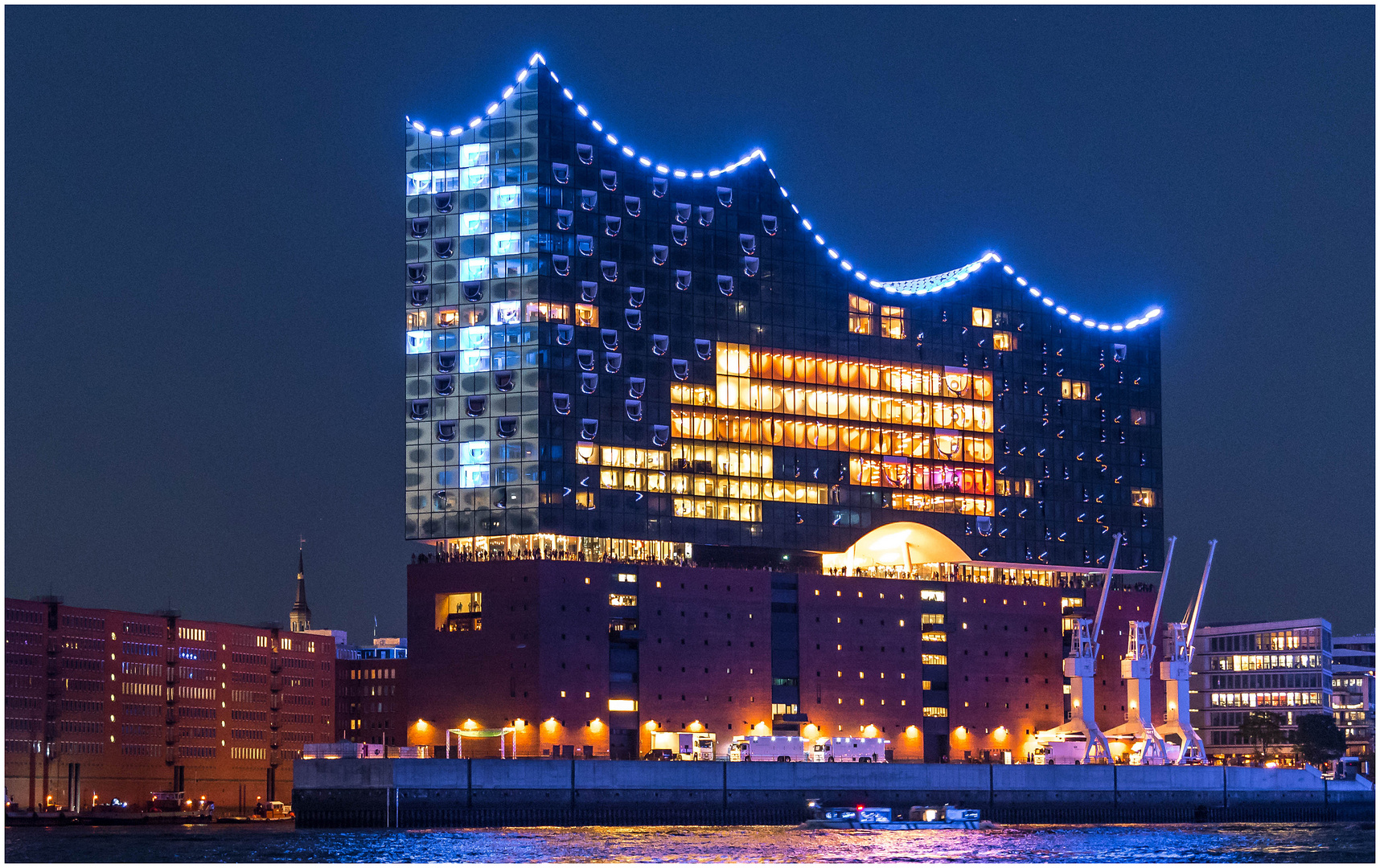 Blue Port Elphi Foto & Bild | blue, world, wasser Bilder auf fotocommunity