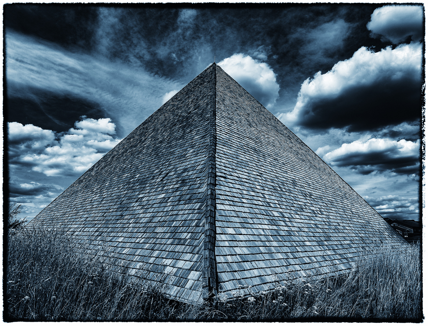 blue pyramids Foto & Bild | world Bilder auf fotocommunity
