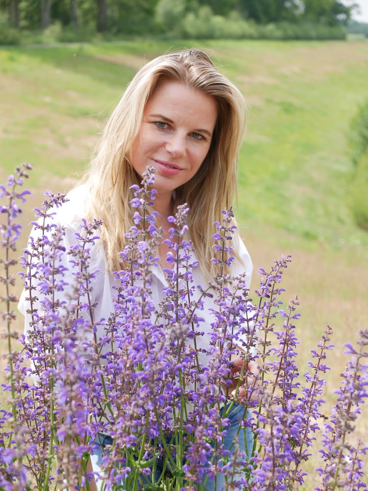 Blue Rose Foto & Bild | erwachsene menschen, portraits erwachsener, outdoor Bilder auf fotocommunity