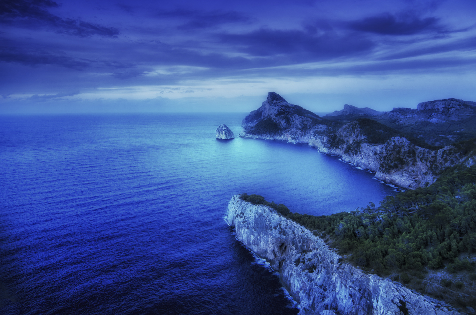 blue silence Foto & Bild | europe, balearic islands, spain Bilder auf ...
