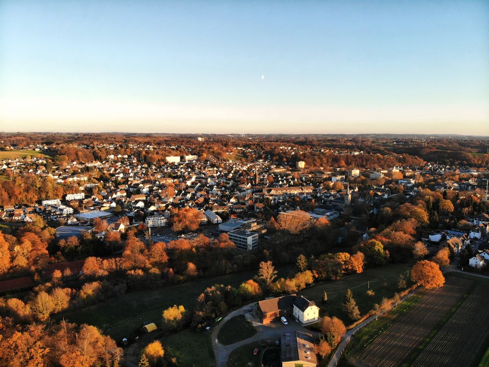 Blütenstadt Leichlingen am Herbstlichen Abend Foto & Bild | deutschland ...