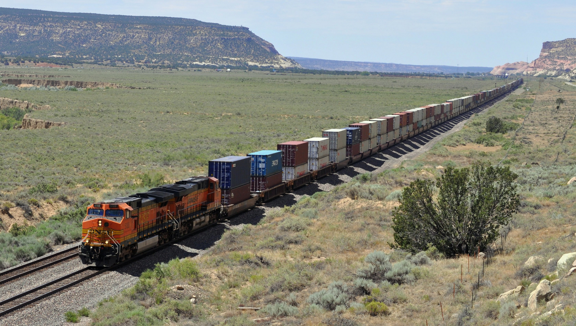 BNSF Stacktrain Foto & Bild | züge, güterzüge, eisenbahn Bilder auf ...
