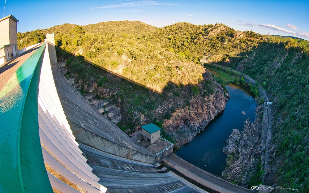 Boadella Darnius Foto & Bild | architektur, europe, spain Bilder auf ...