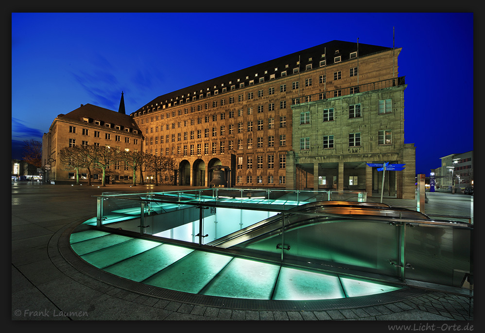 Bochum Rathaus Foto & Bild | architektur, architektur bei nacht ...