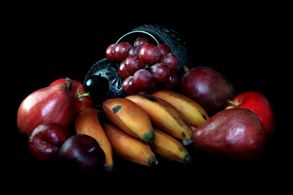 Bodegón con jarrón de barro negro Imagen & Foto | bodegones, naturaleza ...