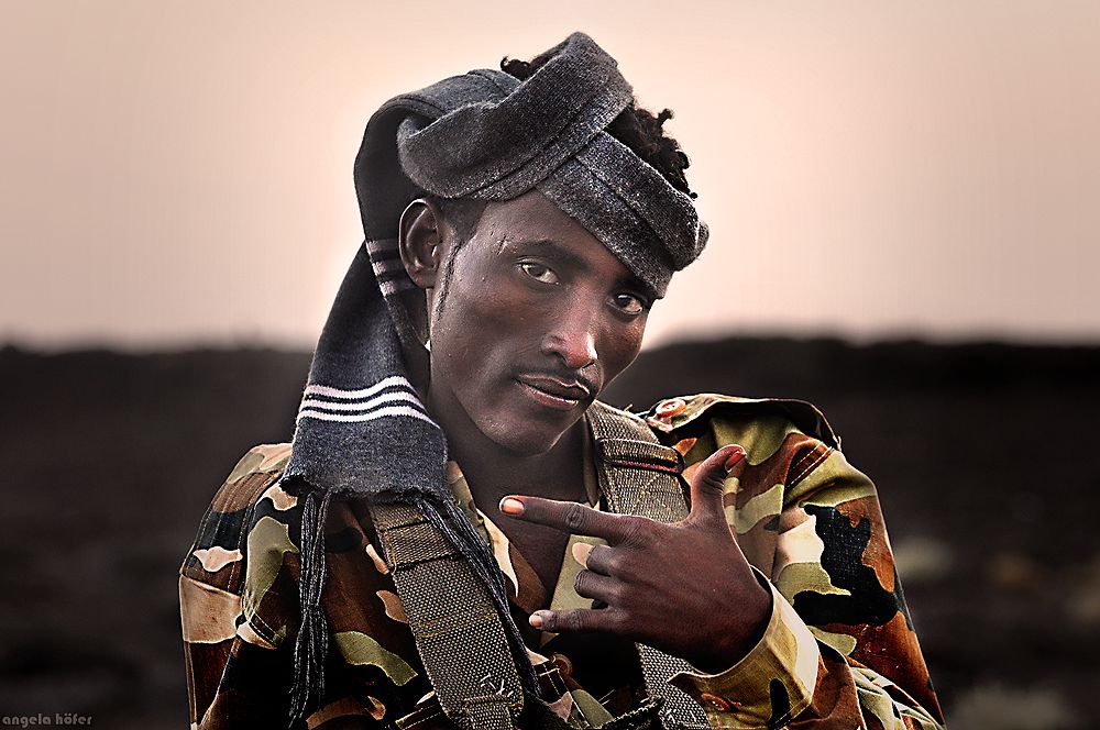 Bodyguard Foto & Bild | africa, eastern africa, ethiopia Bilder auf ...