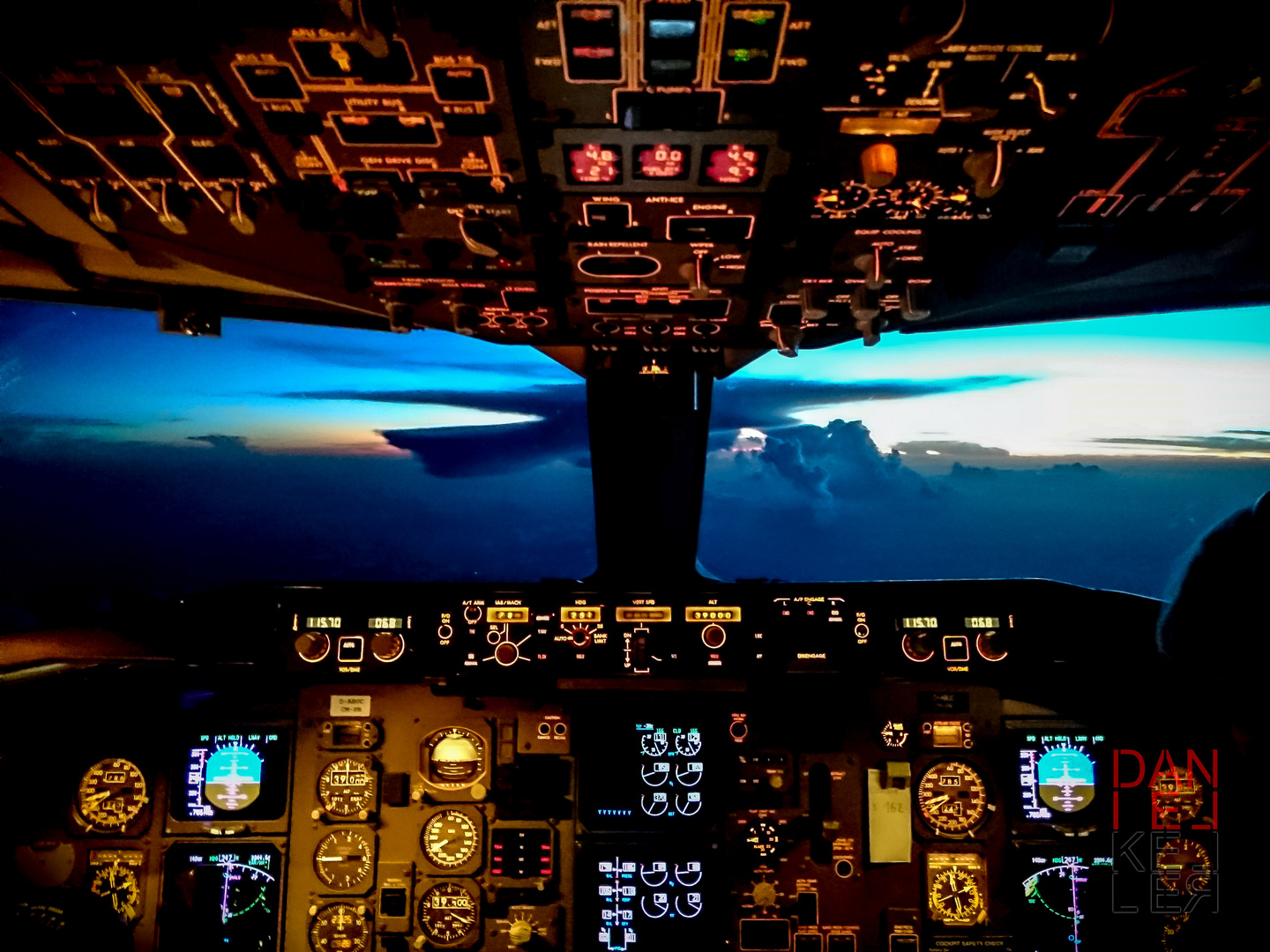 Boeing 767 Cockpit Foto & Bild | luftfahrt, passagiermaschinen, details ...