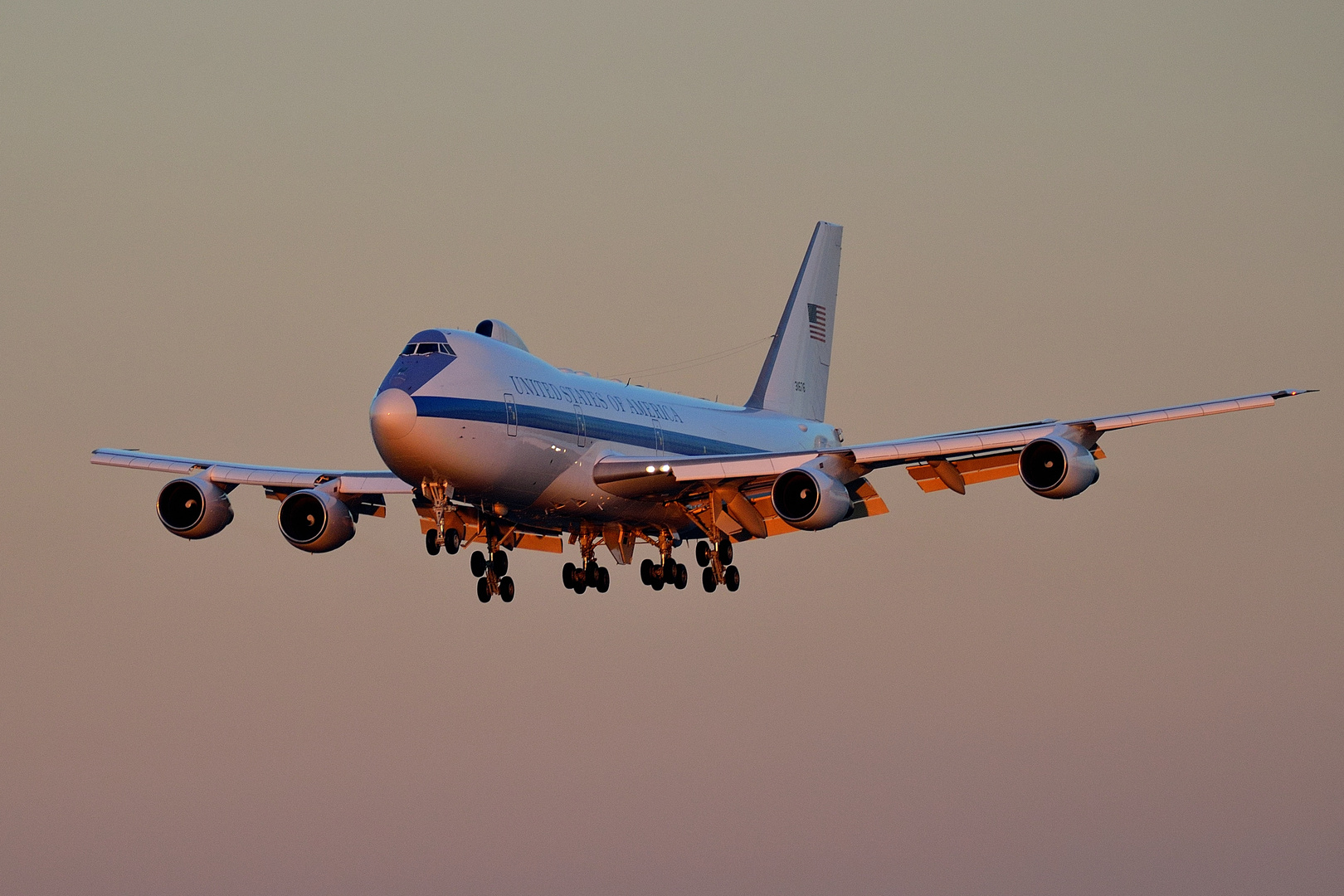Boeing E-4B Foto & Bild | luftfahrt, militärfliegerei, verkehr ...