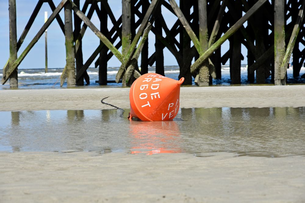 Boje in Orange Foto & Bild | fotos, world, outdoor Bilder auf fotocommunity