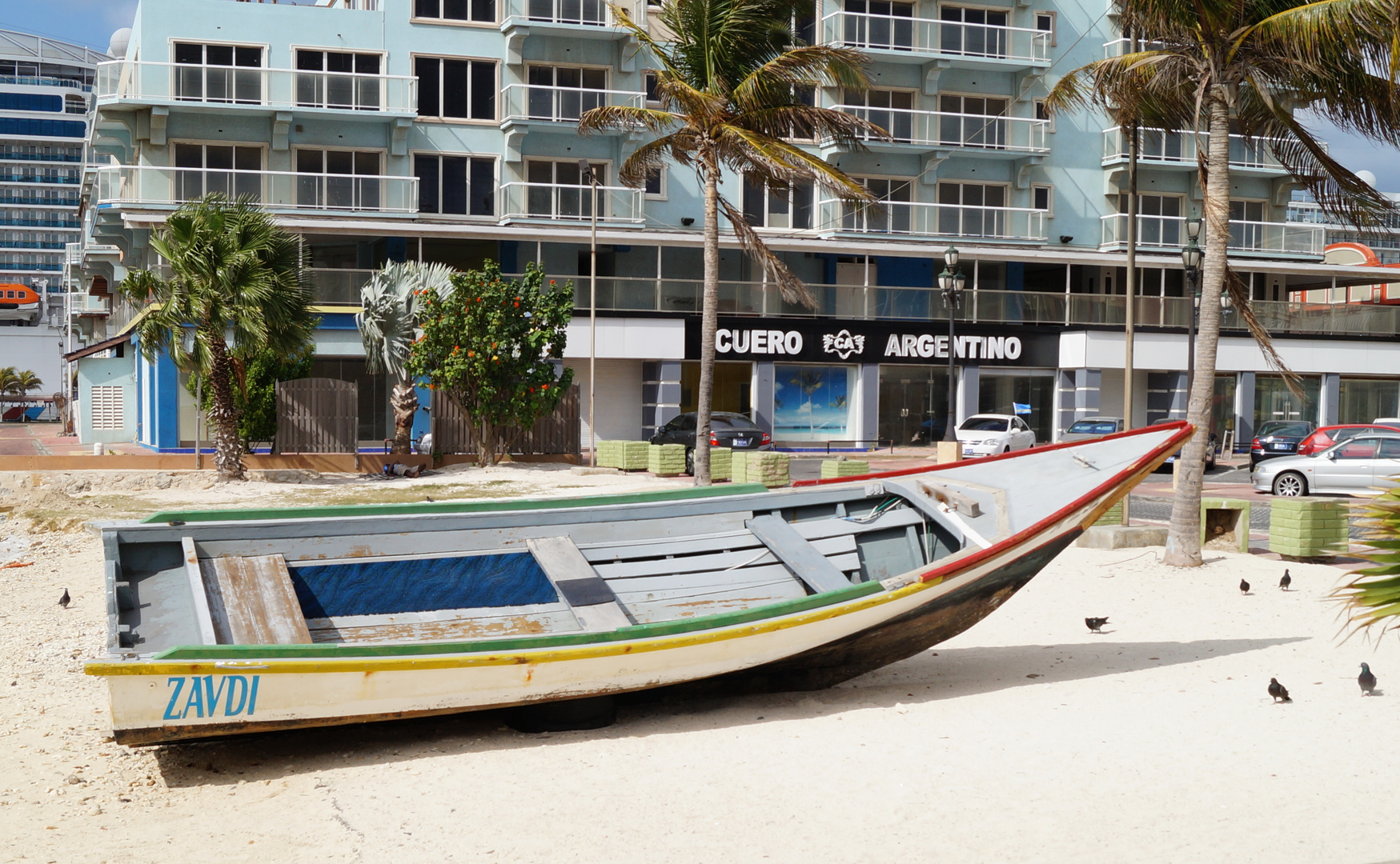 Boot-am-Strand Foto & Bild | urlaub, world, sonne Bilder auf fotocommunity